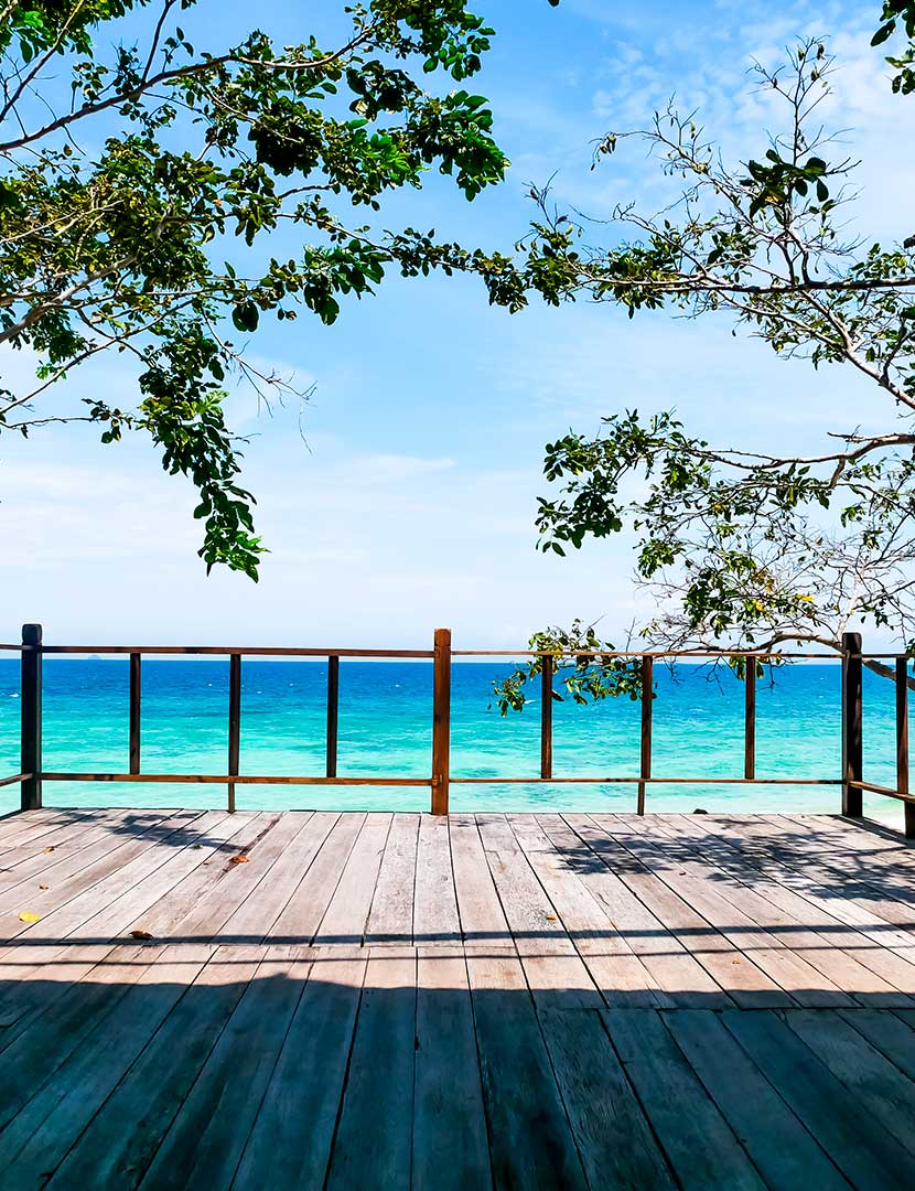 Book your trip with Sembo - hotels, holiday homes, apartments and flights.