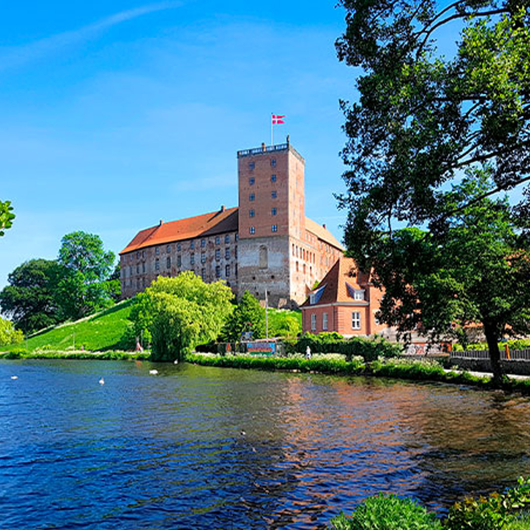 Book din rejse med Sembo - hoteller, feriehuse, lejligheder, roadtrips ...